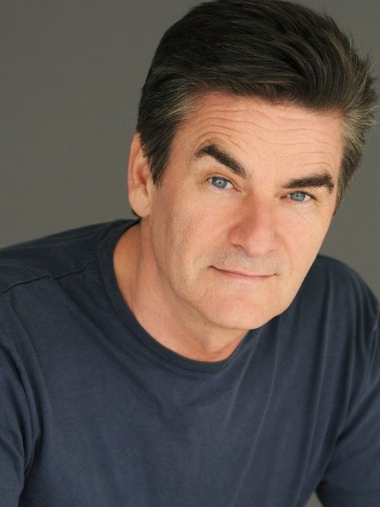 Peter Keleghan - AlloCiné