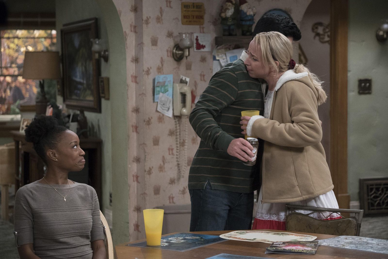 The Conners : The Conners : Photo Maya Lynne Robinson, Lecy Goranson ...