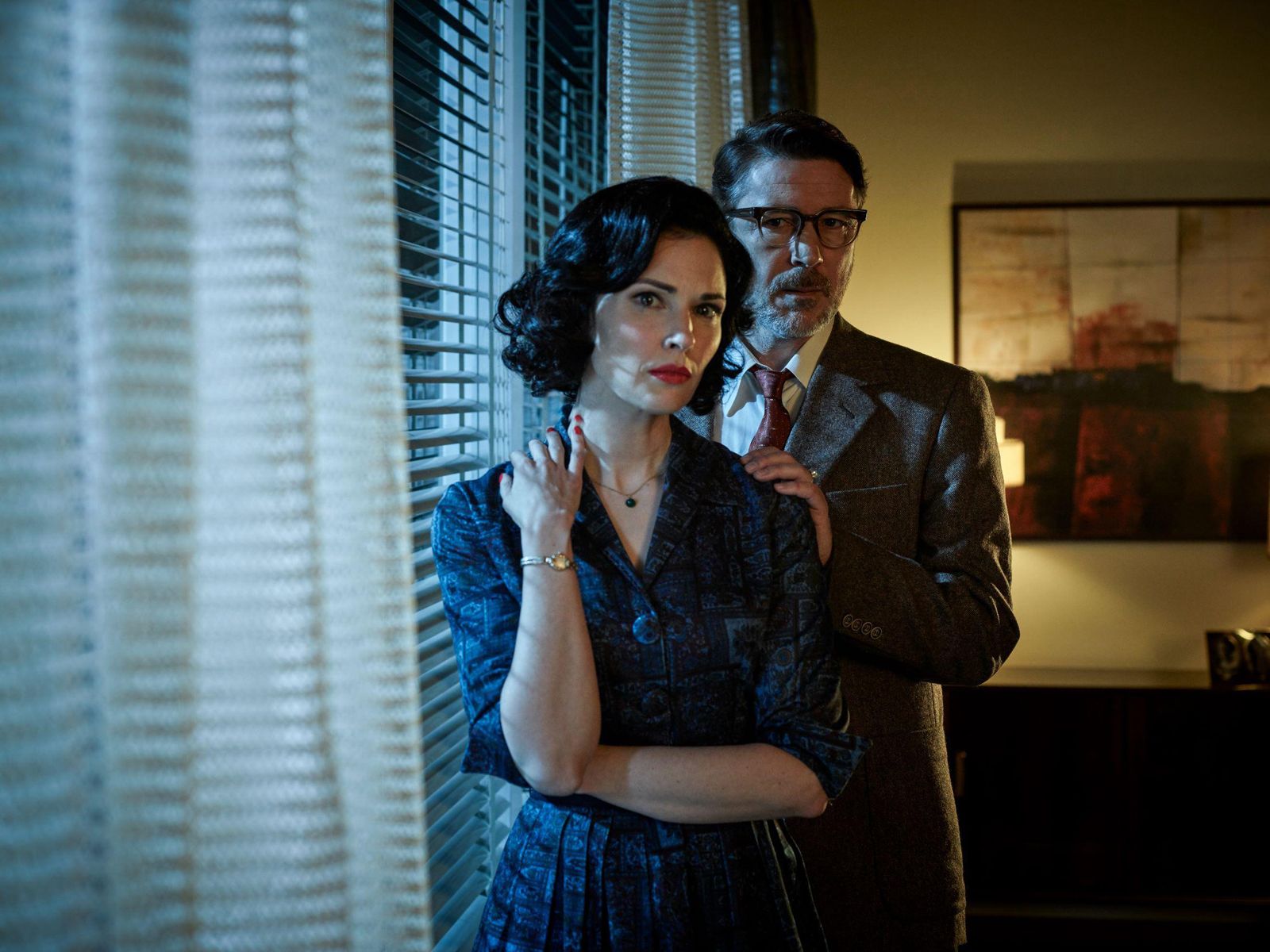 Projet Blue Book : Projet Blue Book : Photo Laura Mennell, Aidan Gillen ...