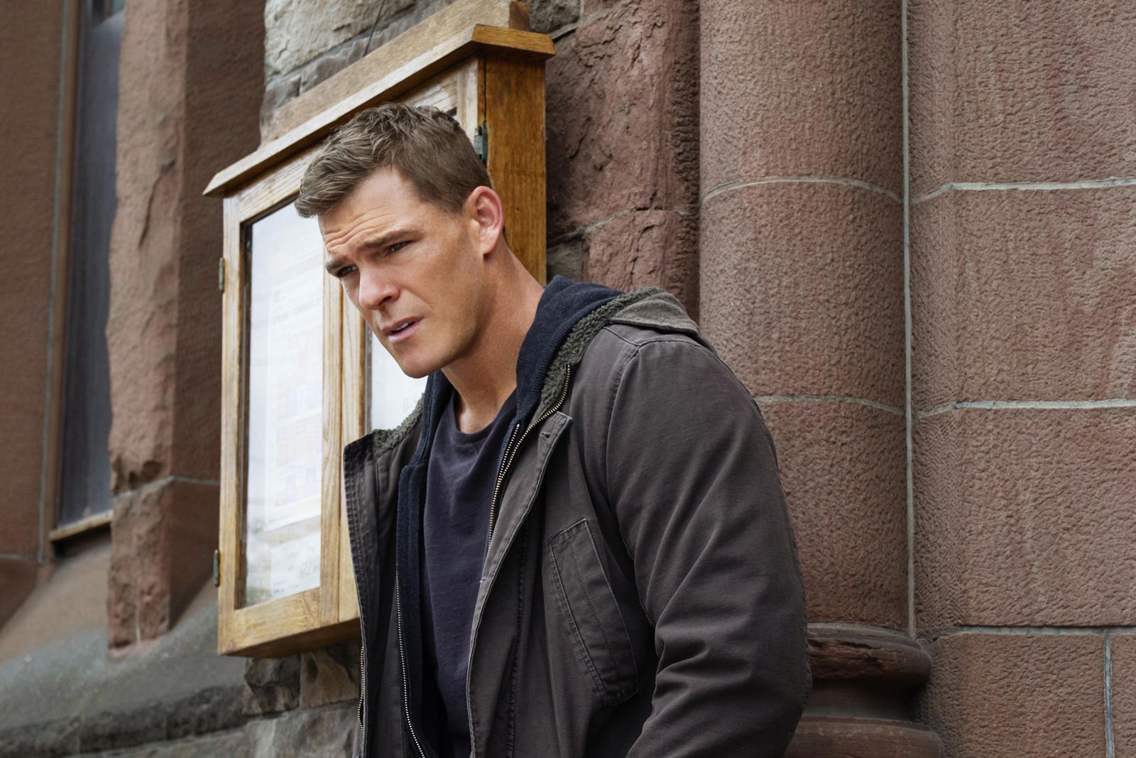 Titans : Titans : Photo Alan Ritchson - 132 sur 179 - AlloCiné