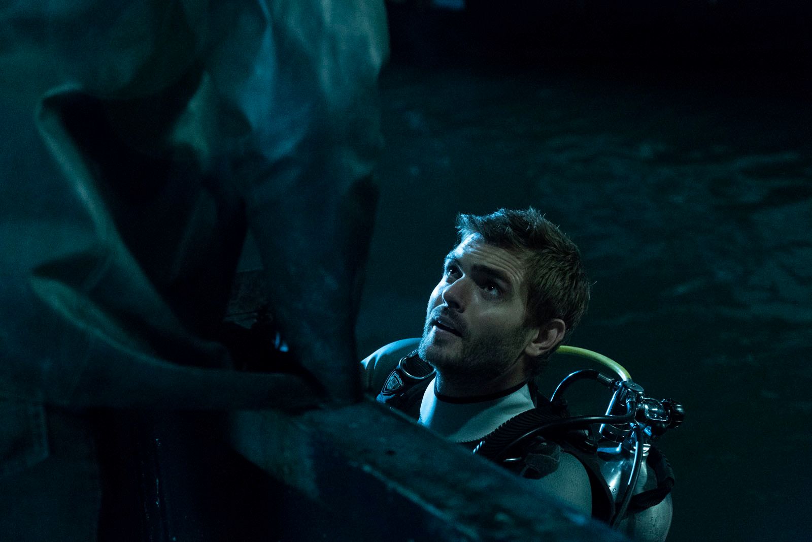 Siren : Siren : Photo Alex Roe - 61 sur 165 - AlloCiné