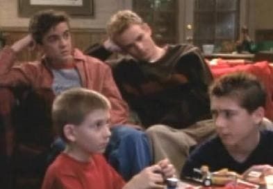 Poster Malcolm saison 2 - Affiche 94 sur 181 - AlloCiné