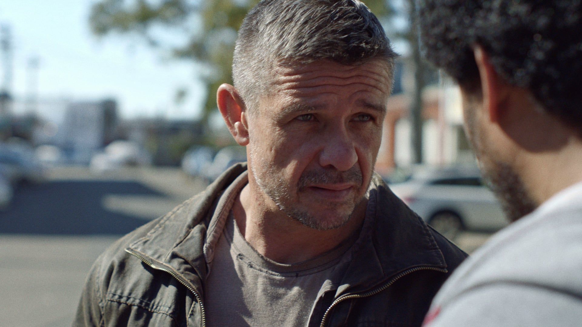 Poster Mr. Inbetween saison 1 - Affiche 25 sur 32 - AlloCiné