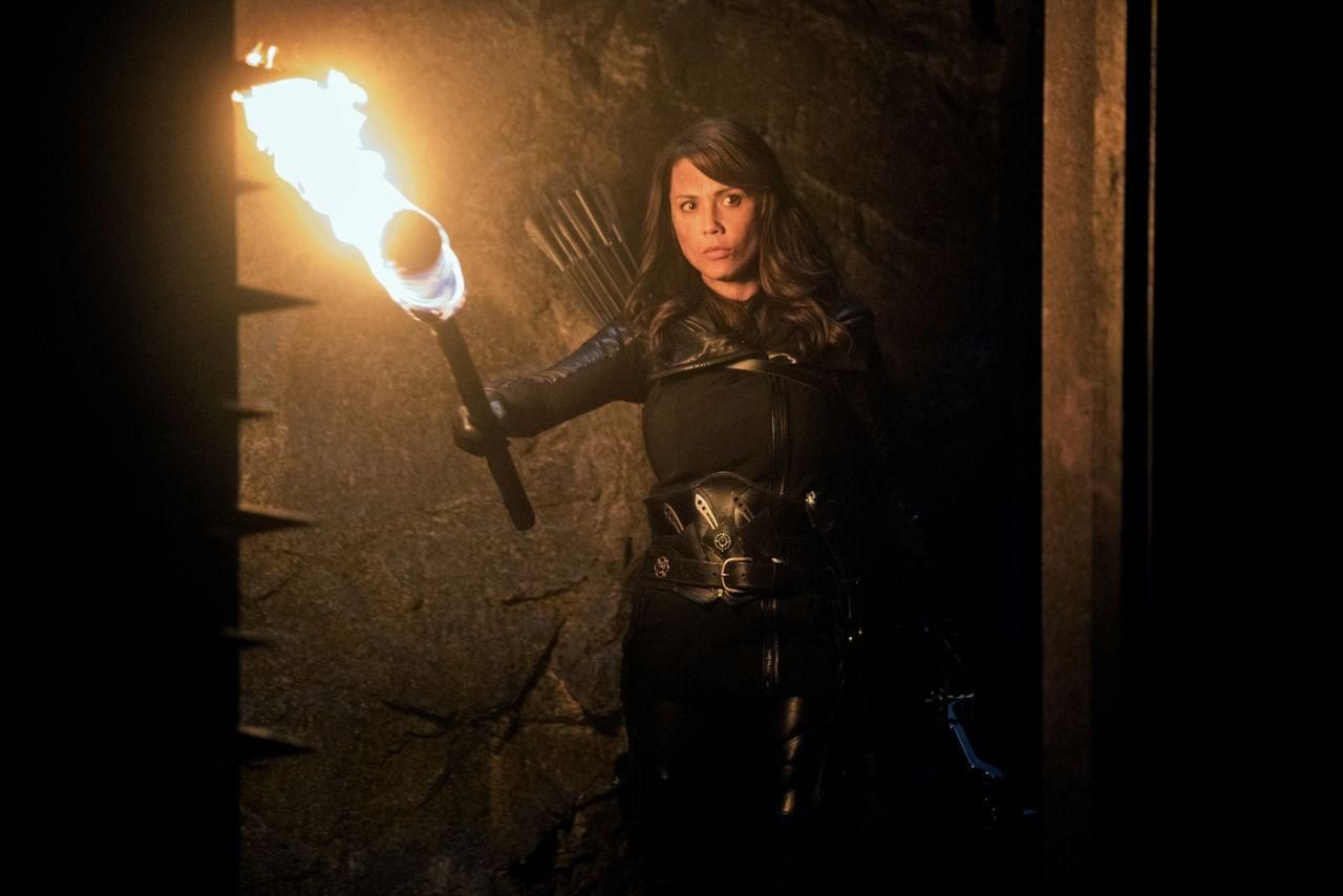 Photo de Lexa Doig - Arrow : Photo Lexa Doig - Photo 1 sur 19 - AlloCiné