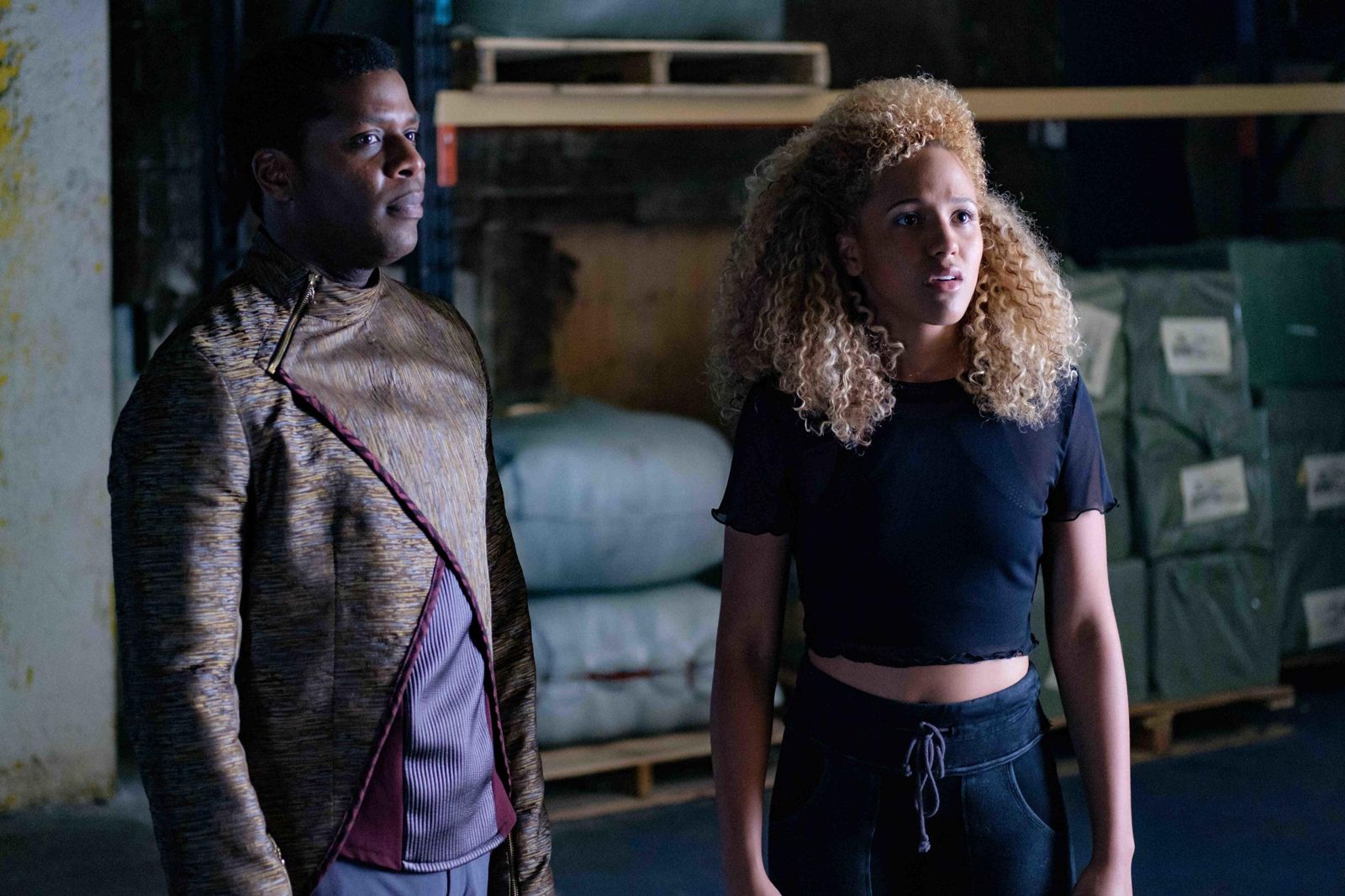 Photo de Robyn Alomar - Utopia Falls : Photo Robyn Alomar - Photo 1 sur ...