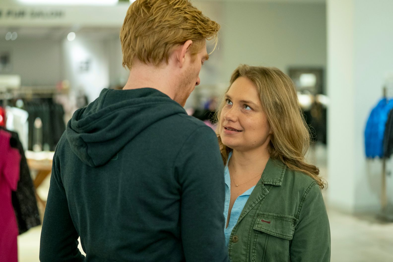 Run : Run : Photo Domhnall Gleeson, Merritt Wever - 13 sur 23 - AlloCiné