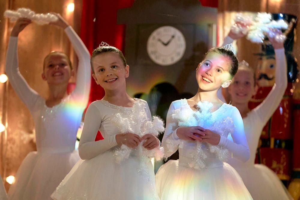 Photo de Zoe Fish - Noël sous le signe du destin : Photo Zoe Fish ...