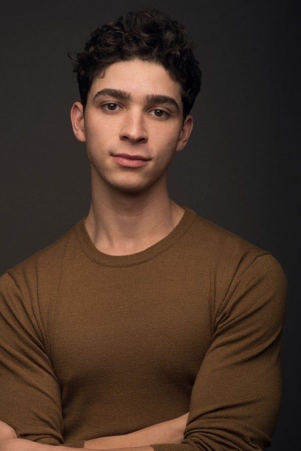 Isaac Powell - AlloCiné