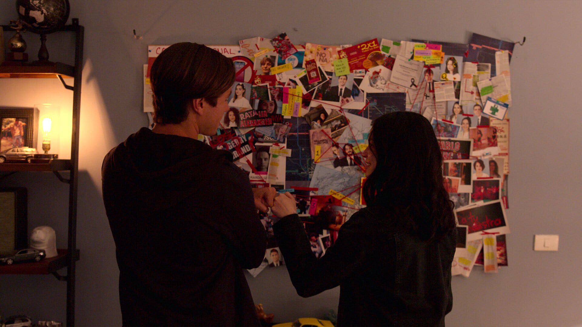 Poster saison 2 - Affiche 15 sur 74 - AlloCiné