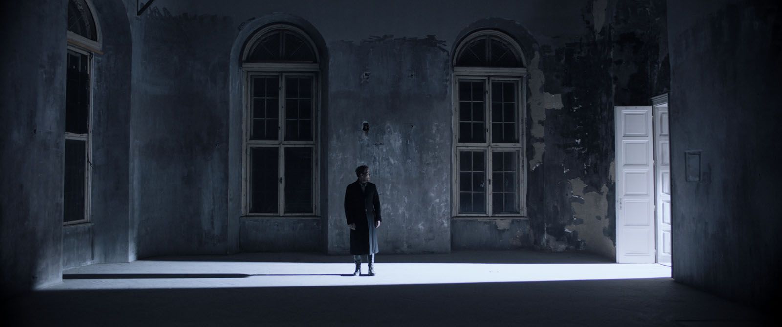 Photo du film Post Mortem - Photo 15 sur 36 - AlloCiné