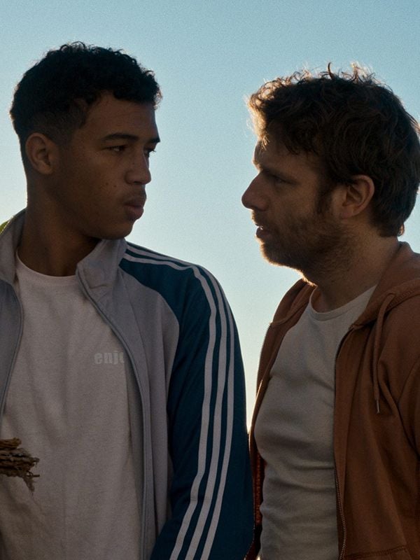 Les Damnés ne pleurent pas - film 2022 - AlloCiné