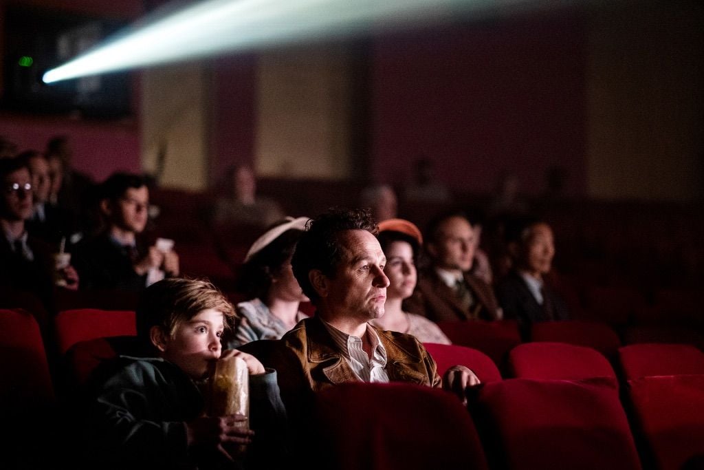 Perry Mason (2020) : Photo Matthew Rhys, Jack Eyman - 21 sur 45 - AlloCiné