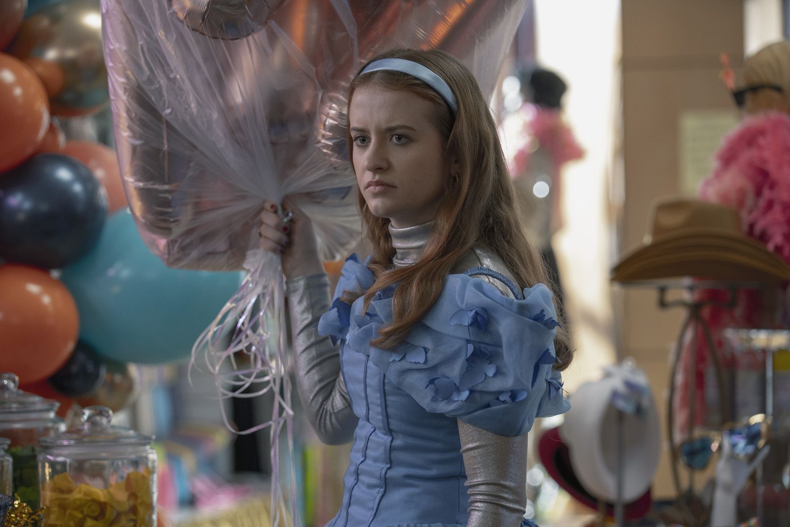 Extraordinary : Photo Máiréad Tyers - 27 sur 35 - AlloCiné