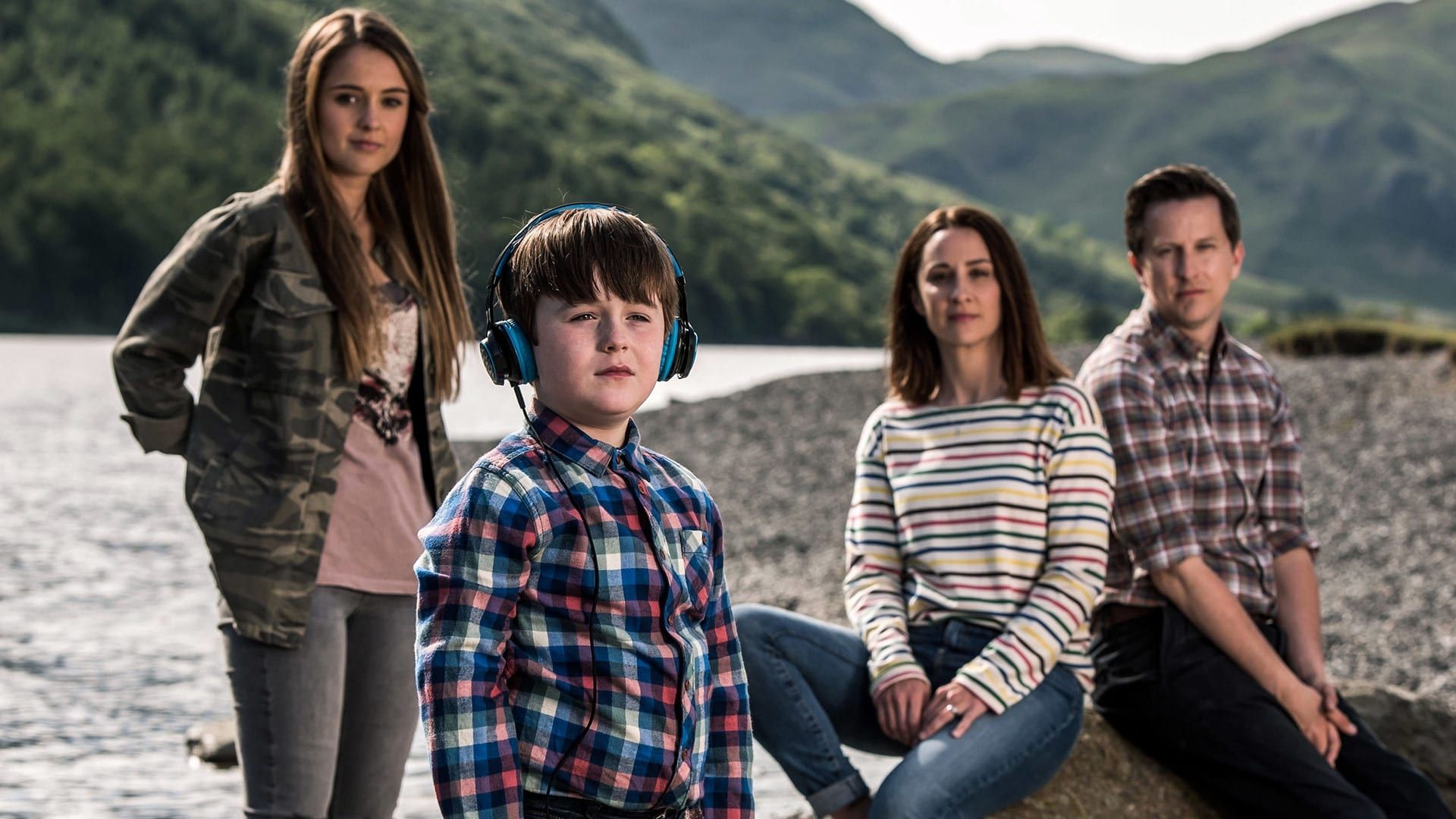 Poster saison 2 - Affiche 10 sur 19 - AlloCiné