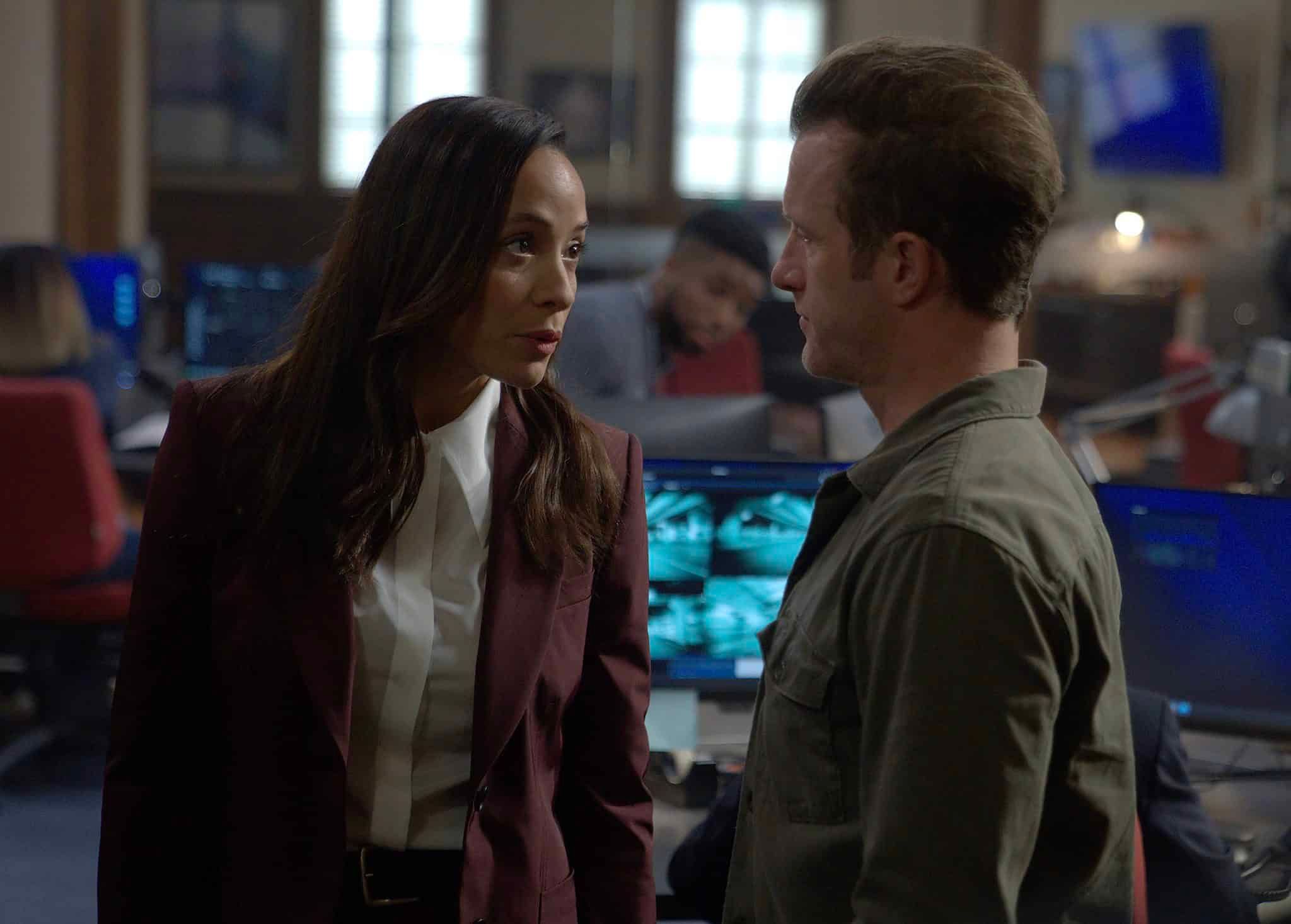 Alert : Alert : Photo Scott Caan, Dania Ramirez - 23 sur 25 - AlloCiné