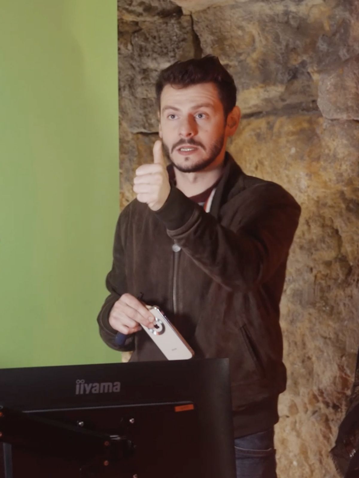 Photo de Nathan ROUMENOV - Affiche Nathan ROUMENOV - Photo 0 sur 1 ...