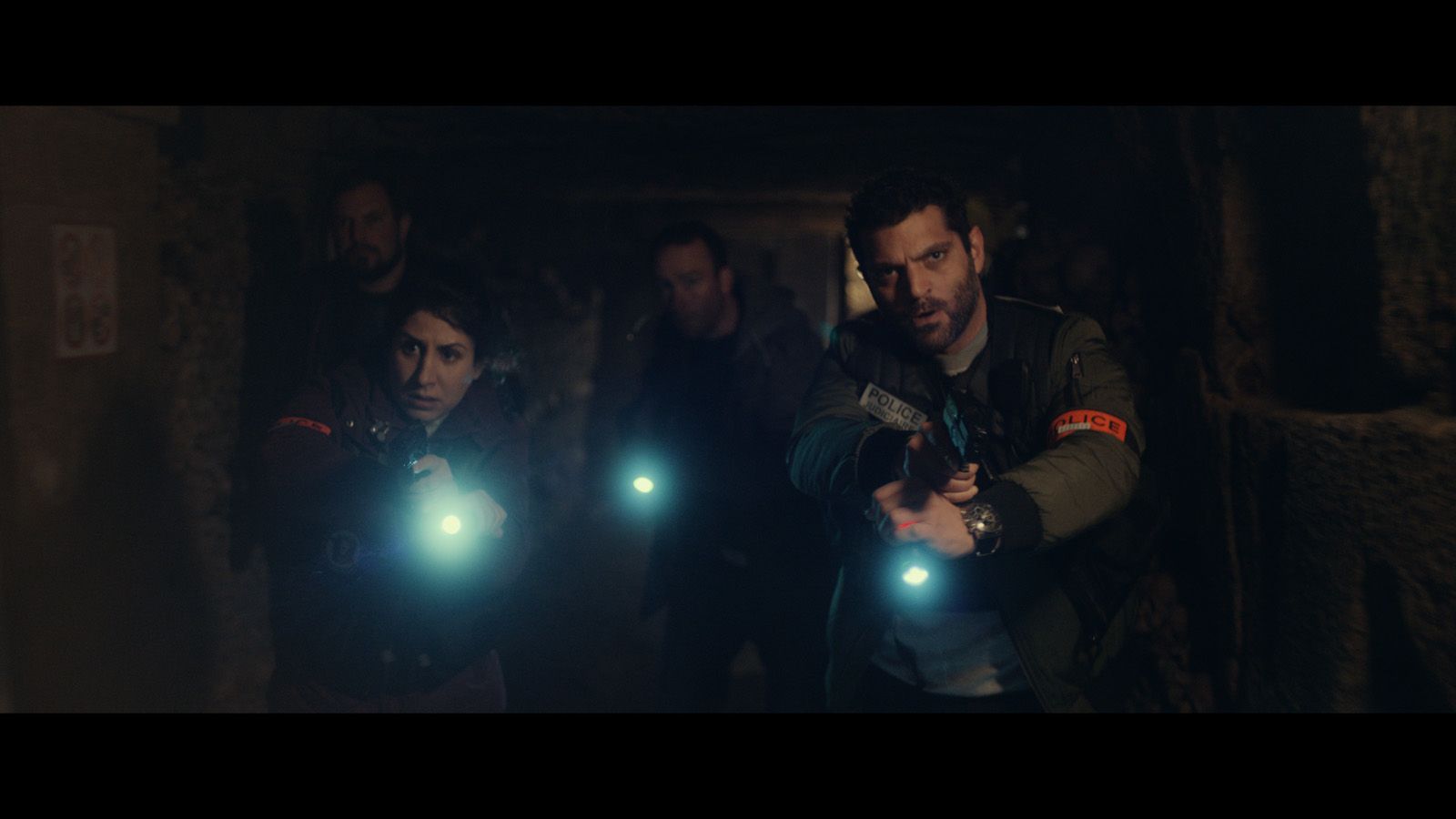 Follow : Follow : Photo - 4 sur 17 - AlloCiné