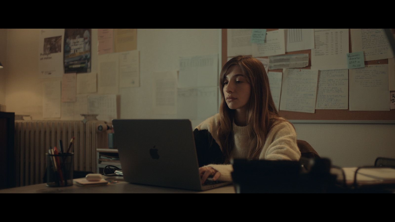 Follow : Follow : Photo - 2 sur 17 - AlloCiné