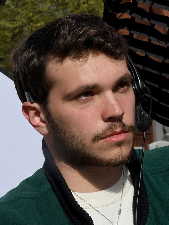 Photo de Adam Bengana - Affiche Adam Bengana - Photo 0 sur 20 - AlloCiné