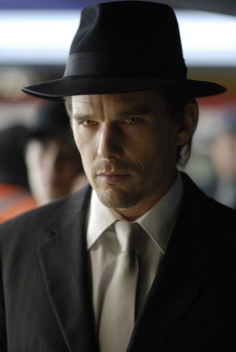 Photo de Ethan Hawke - Daybreakers : Photo Ethan Hawke, Michael Spierig ...