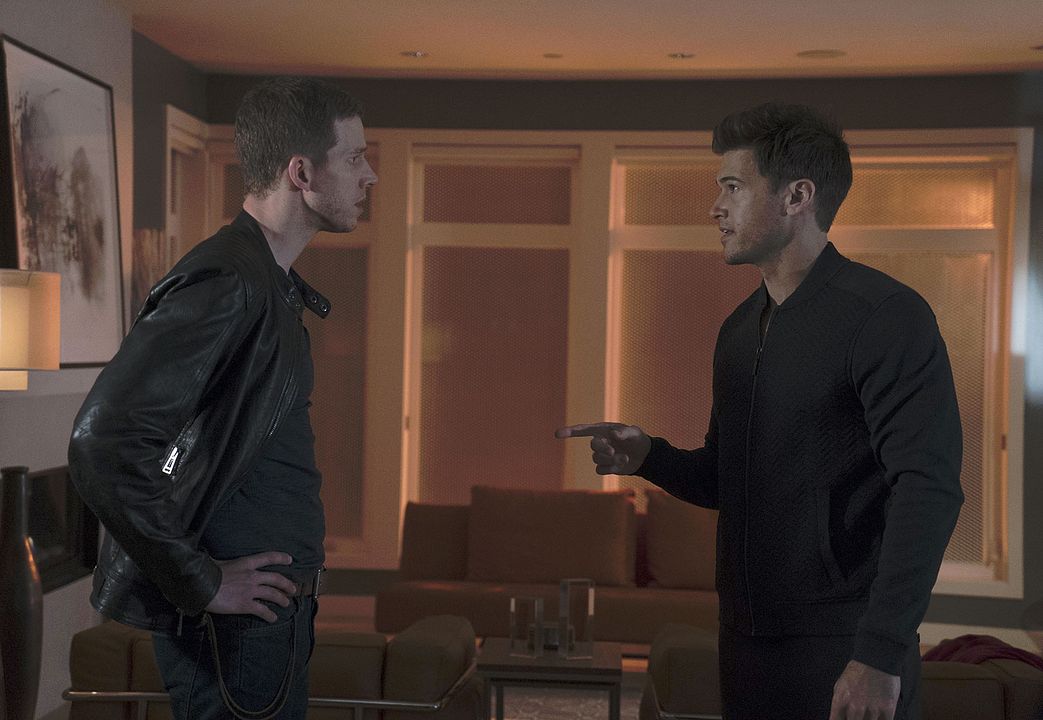 Photo de Nick Zano - Minority Report : Photo Nick Zano, Stark Sands ...