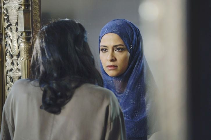 Photo de Yasmine Al Massri - Quantico : Photo Yasmine Al Massri - Photo ...