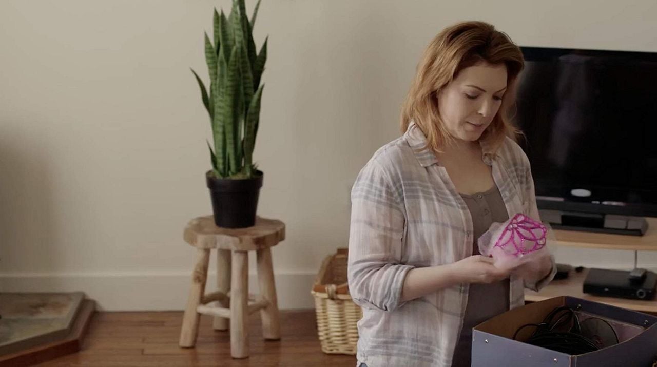 Poster Somewhere Between saison 1 - Affiche 12 sur 67 - AlloCiné