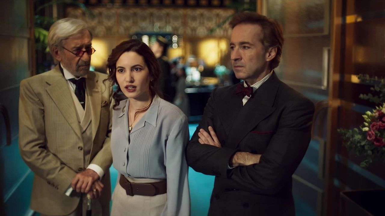 Poster saison 1 - Affiche 31 sur 39 - AlloCiné