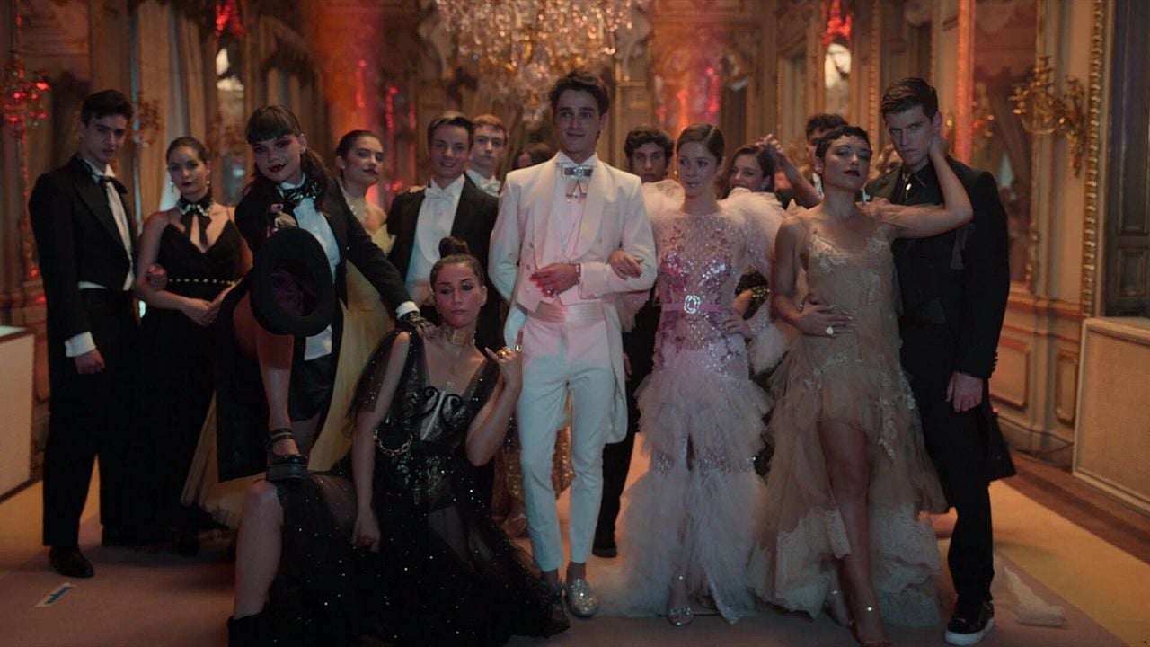 Poster saison 4 - Affiche 66 sur 189 - AlloCiné