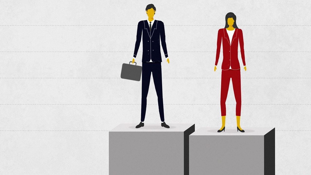 Poster En Bref saison 1 - Affiche 14 sur 63 - AlloCiné