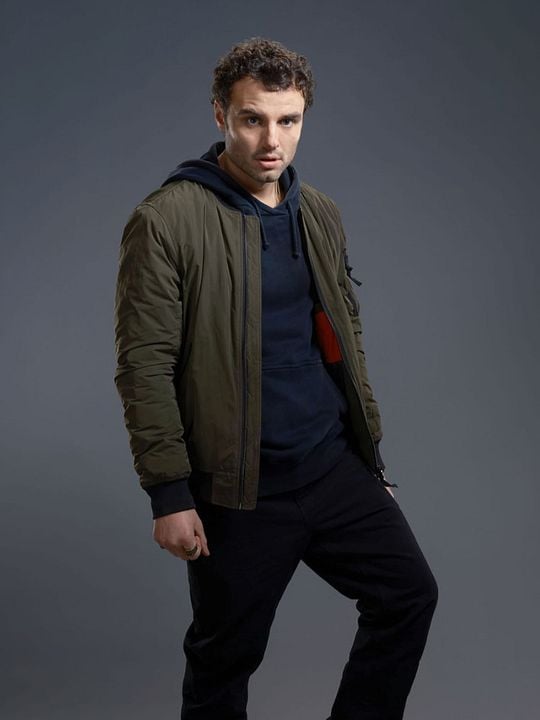 La Brea : Photo Josh McKenzie - 27 sur 57 - AlloCiné