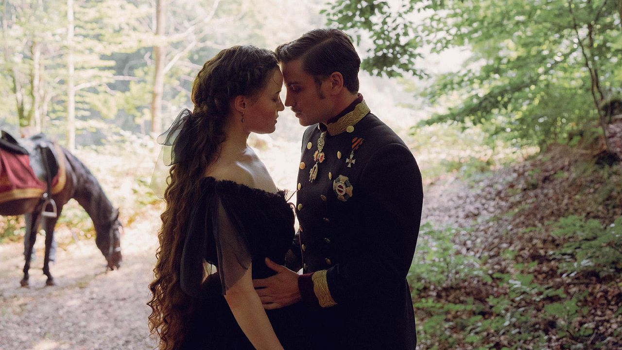 Poster Sissi saison 1 - Affiche 18 sur 22 - AlloCiné