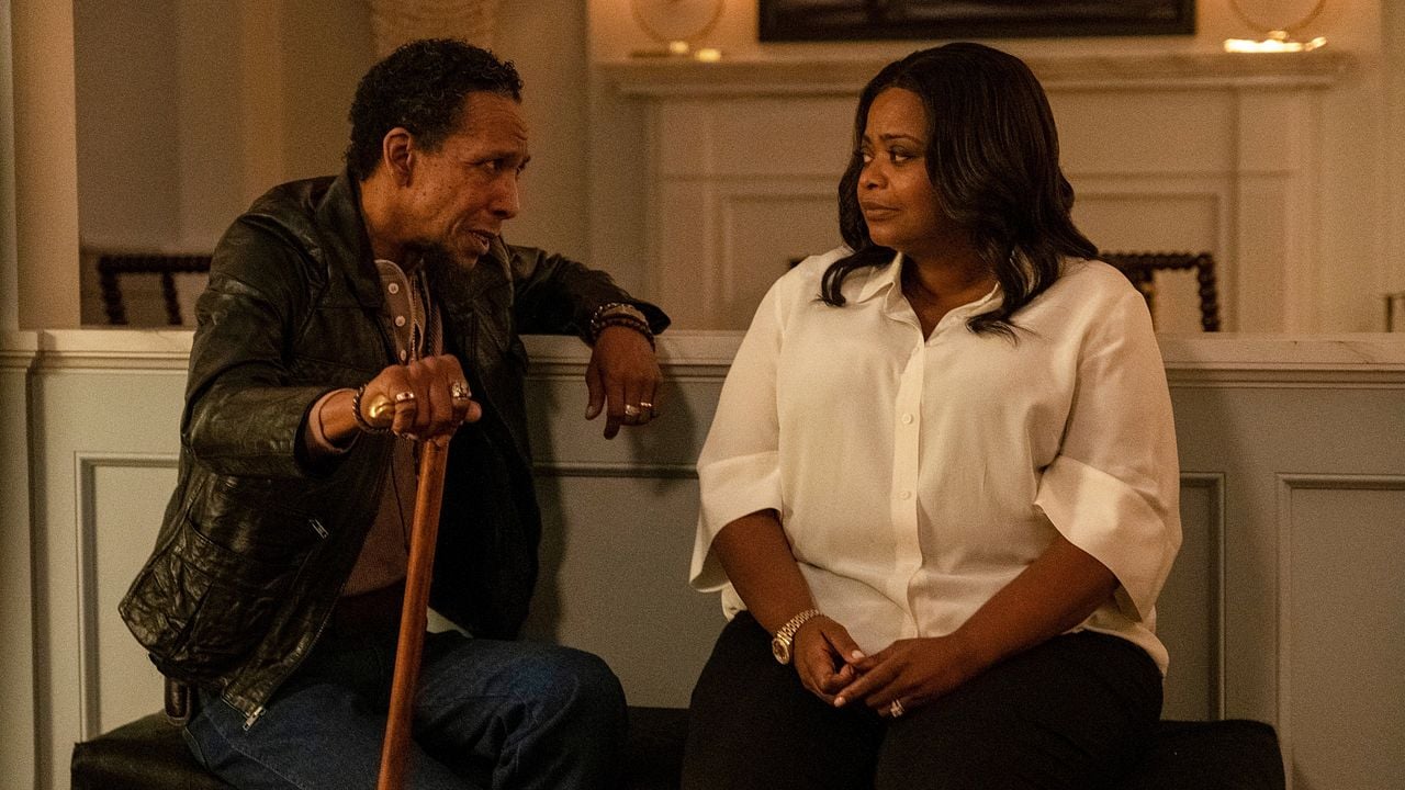 Poster Truth Be Told saison 1 - Affiche 16 sur 51 - AlloCiné