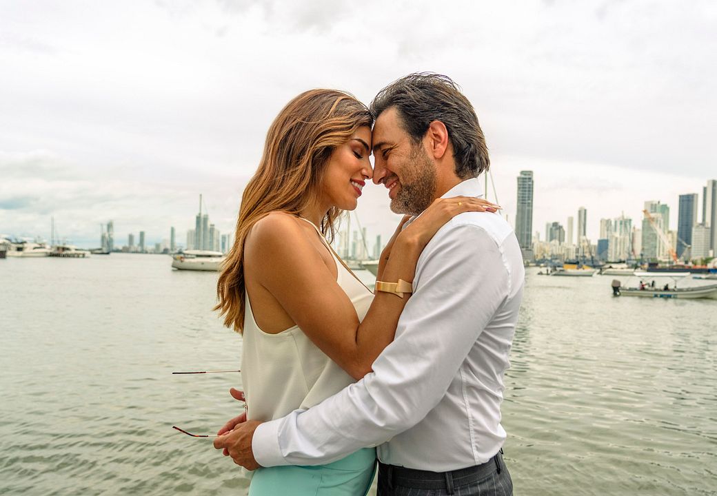 Faux profil : Faux profil : Photo - 9 sur 47 - AlloCiné