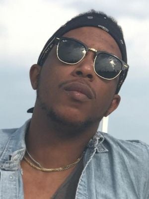 Photo de Mike Ware - Affiche Mike Ware - Photo 0 sur 1 - AlloCiné