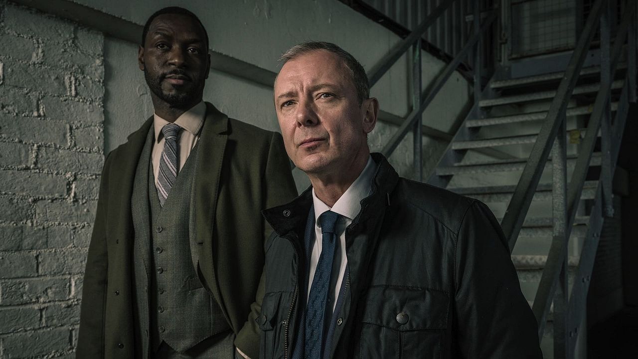 Poster Grace saison 3 - Affiche 3 sur 8 - AlloCiné