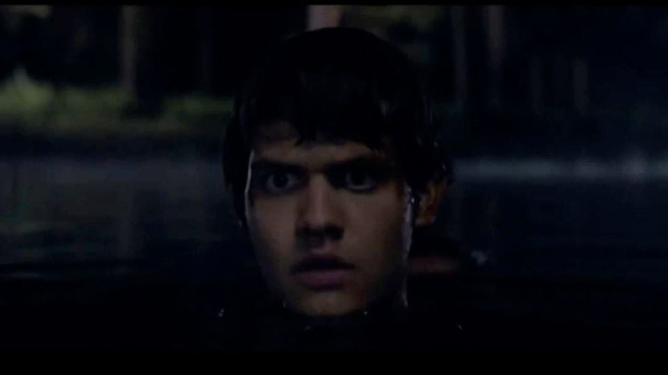 Trailer du film The Pool - The Pool Bande-annonce VO - AlloCiné