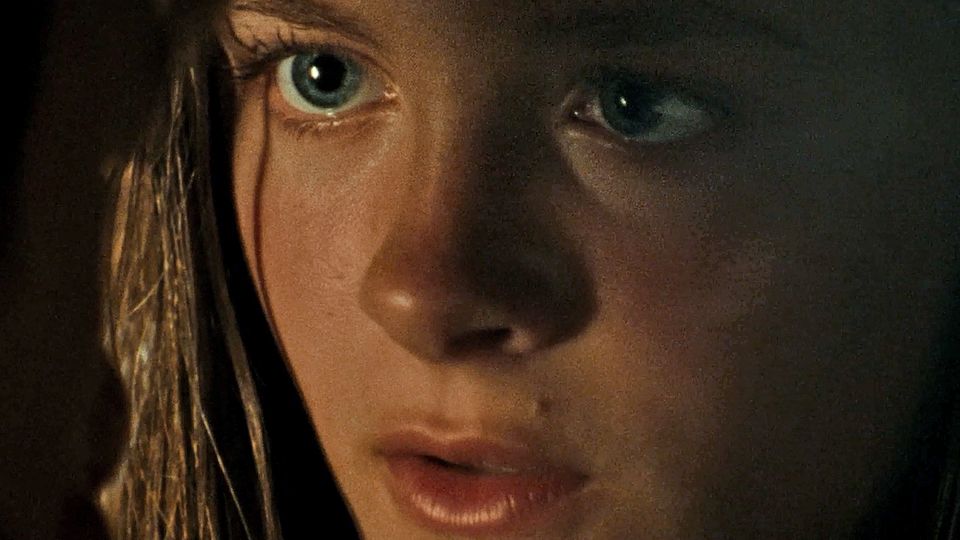 Trailer du film Adoration - Adoration Bande-annonce VF - AlloCiné