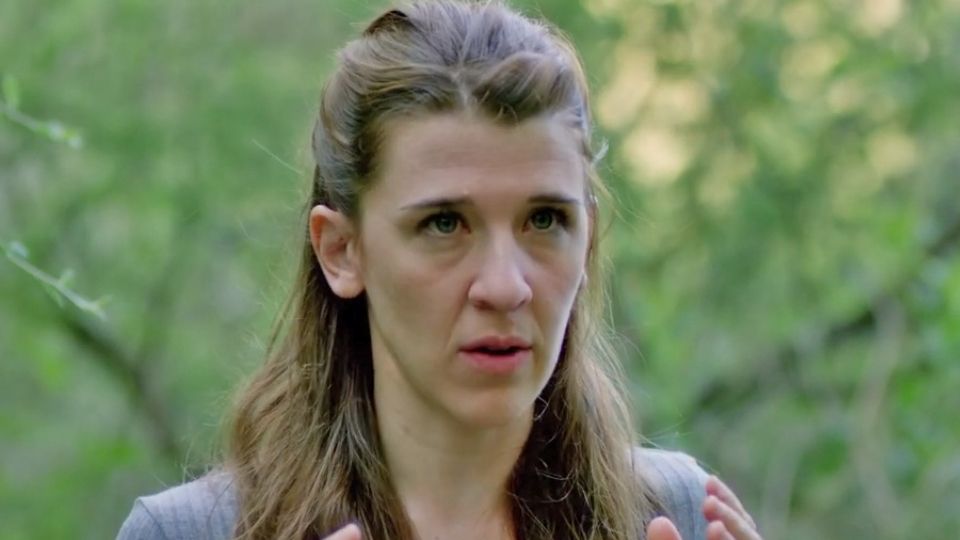 Trailer du film Isabella - Isabella Bande-annonce VO - AlloCiné