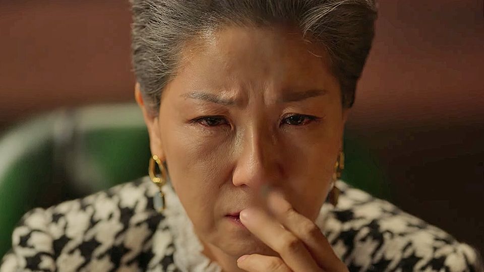 Queenmaker - saison 1 Bande-annonce VO - Trailer Queenmaker S01 - AlloCiné