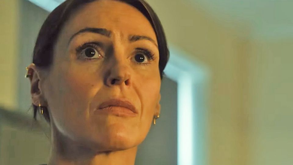 Vigil - saison 2 Bande-annonce VO - Trailer Vigil S02 - AlloCiné